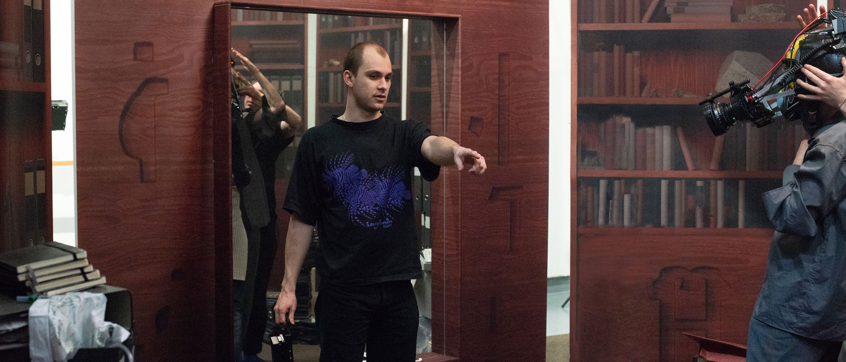 INTERVIEW MIT LOUIS HAY | Hatje Cantz Verlag